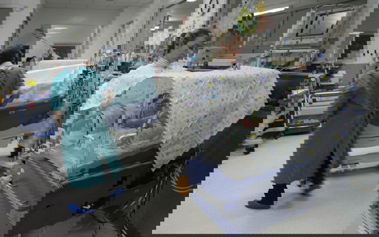 Neonata muore dopo il parto, a Palermo. Aperta un'inchiesta