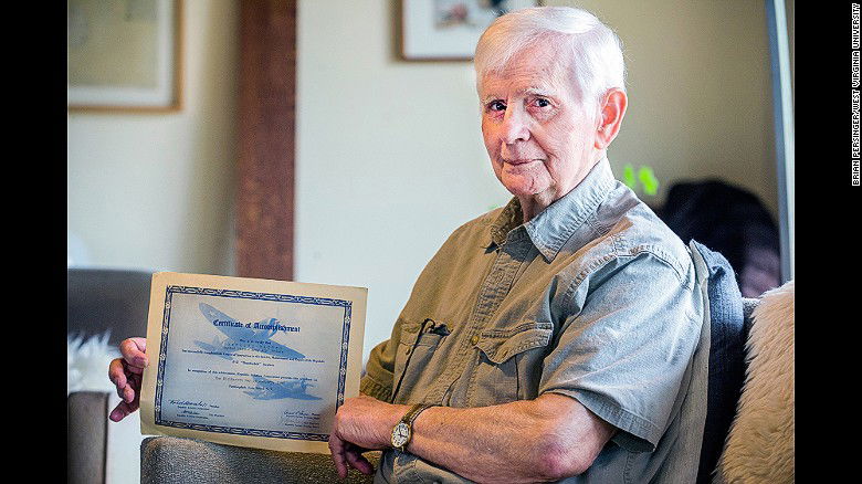 Si laurea a 94 anni: "Per il Master mi riposo un po'"