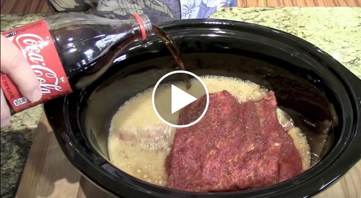 Mette della Coca Cola nella carne. Il risultato è incredibile!
