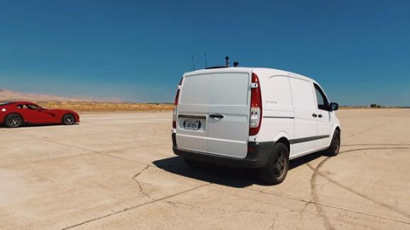 Atieva Edna, il minivan elettrico che lascia al palo anche una Ferrari