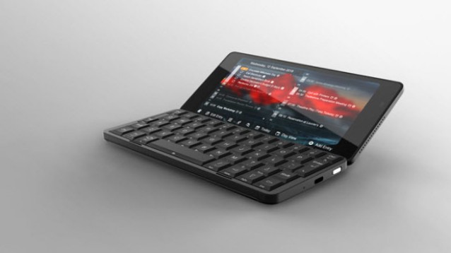 Cosmo Communicator: in arrivo il Pocket PC stile Nokia E90, con ...