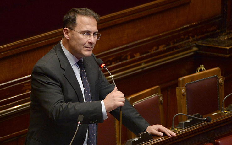 Edmondo Cirielli (FdI) ha il coronavirus: è il secondo parlamentare ...
