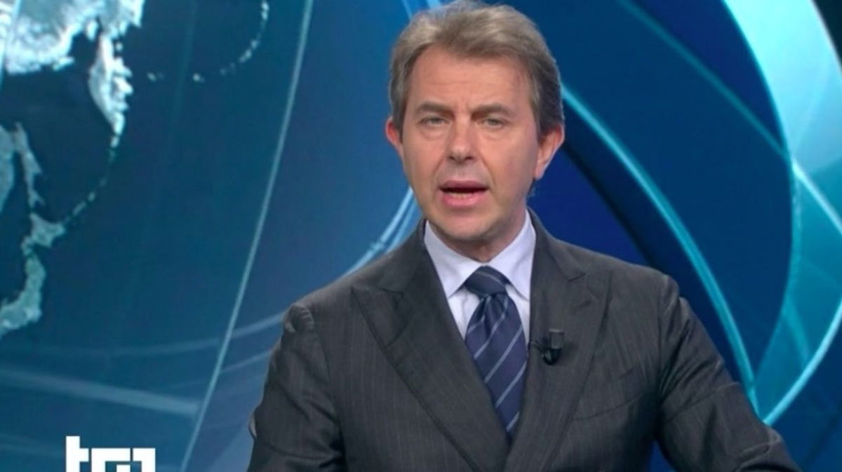 Francesco Giorgino Del Tg1 La Tremenda Notizia In Diretta Tv Addio