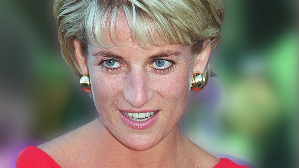 Lady D, ecco come è oggi la figlia tenuta segreta: a 33 anni è la copia ...