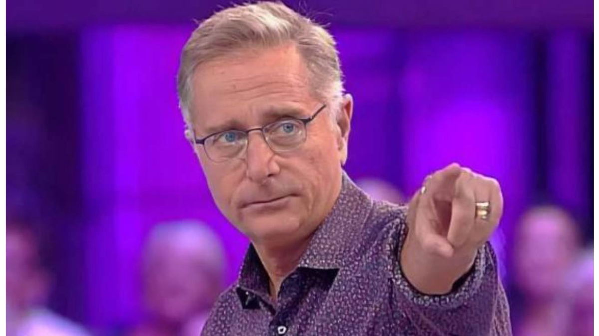 Paolo Bonolis, la triste notizia: l'annuncio lascia i fan senza parole