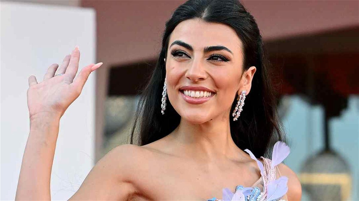 Giulia Salemi dà forfait a Sonia Bruganelli, sembra sia coinvolto Signorini