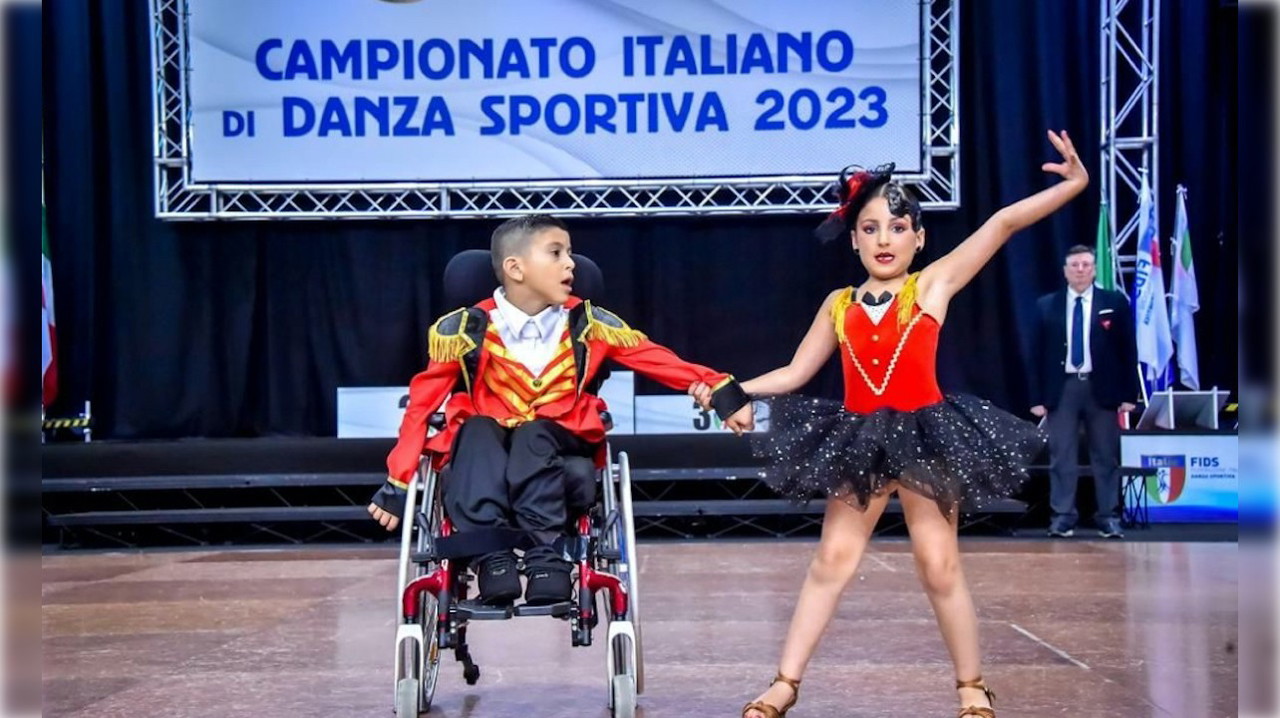 "La danza vince la diversità": la storia di Gabriele e Alice