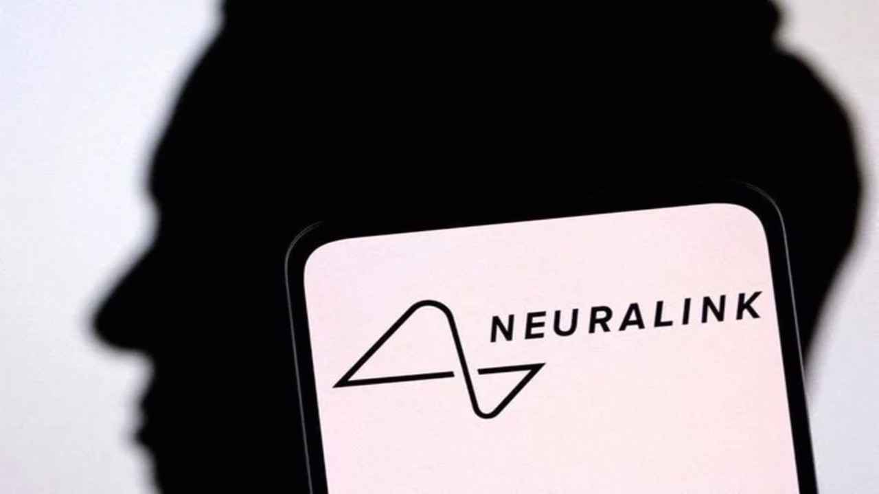 Neuralink: il paziente chippato muove il mouse col pensiero