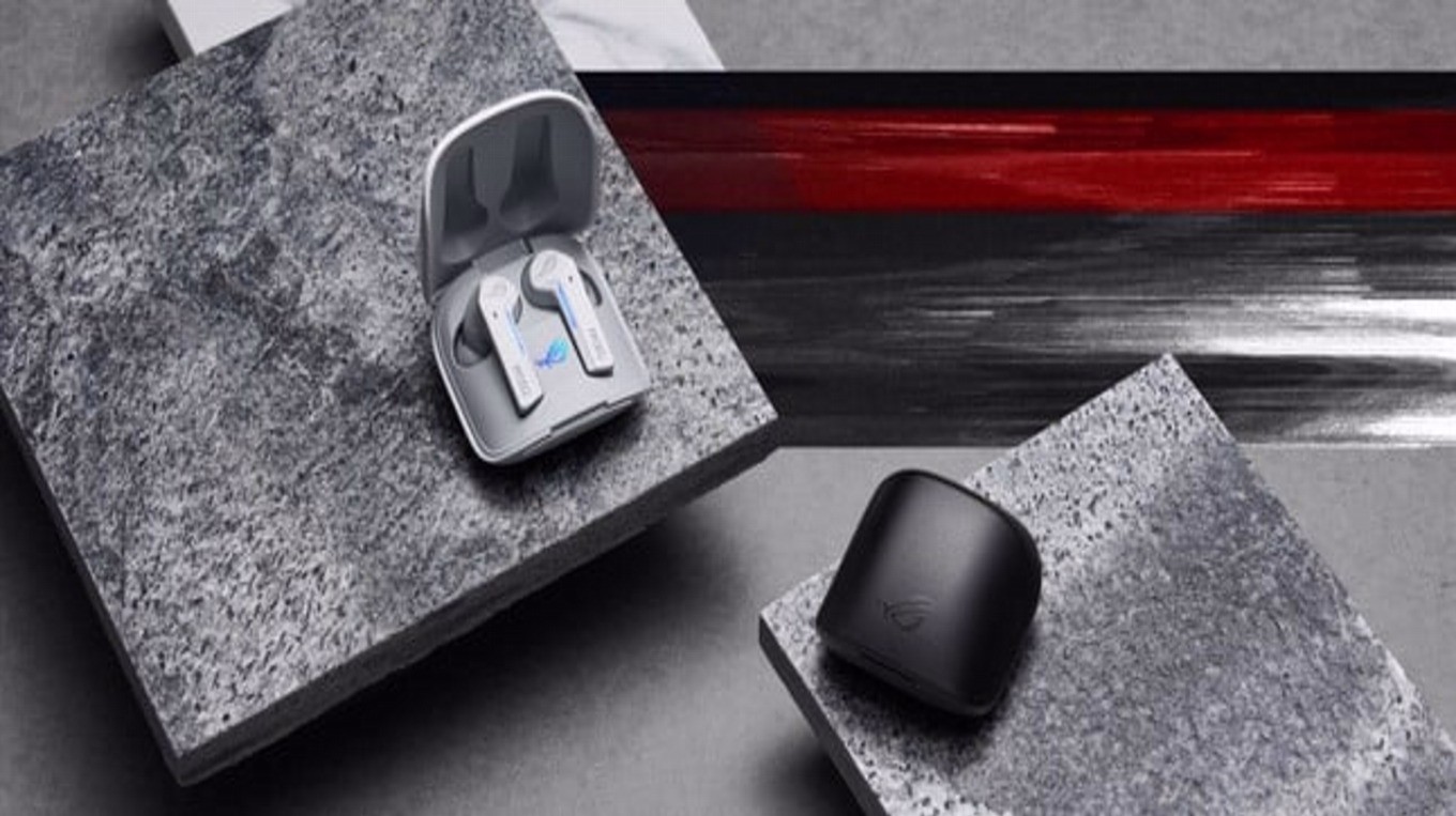 Ufficiali gli auricolari da gaming ASUS ROG Cetra True Wireless Speednova