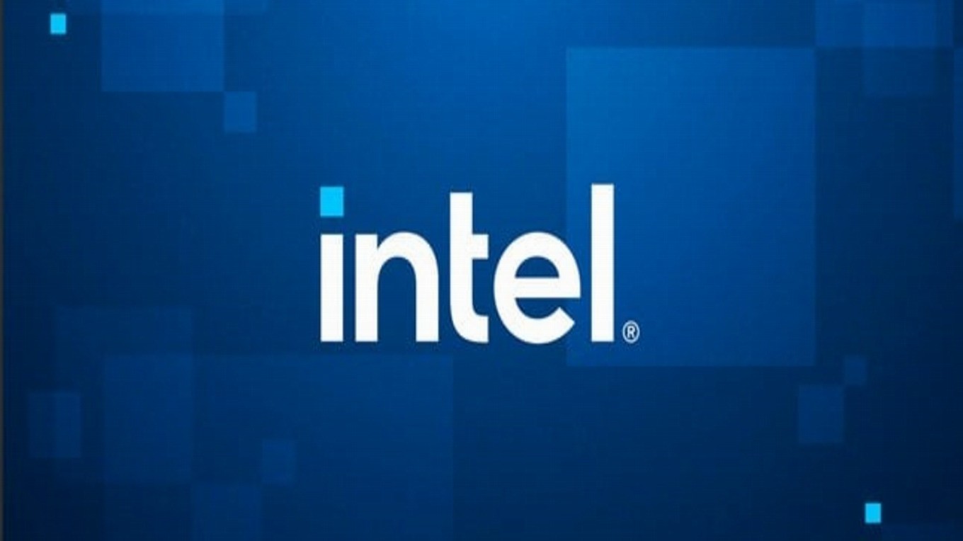 Intel sviluppa un chiplet ottico con velocità di 4 terabit al secondo