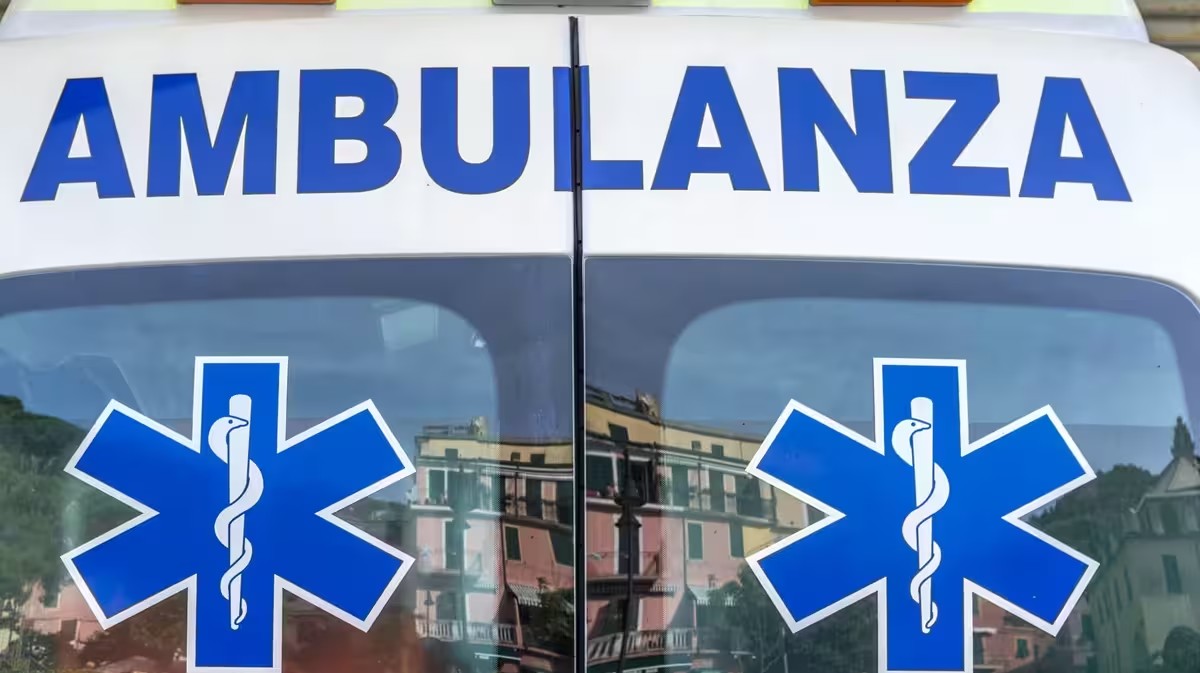 Correte, mio marito si è fatto male! Ma lo trovano deceduto con un ... Correte, mio marito si è fatto male! Ma lo trovano deceduto con un ...