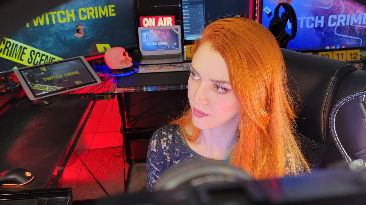 Chi è Francesca Bugamelli (Bugalalla) la yotuber che sta contribuendo a ...