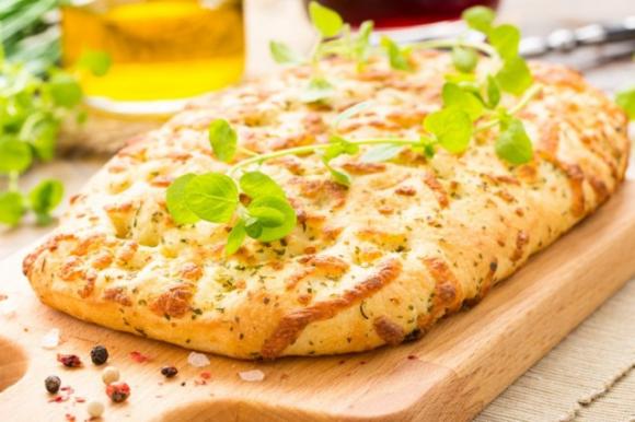 Focaccia al formaggio - Fidelity Cucina