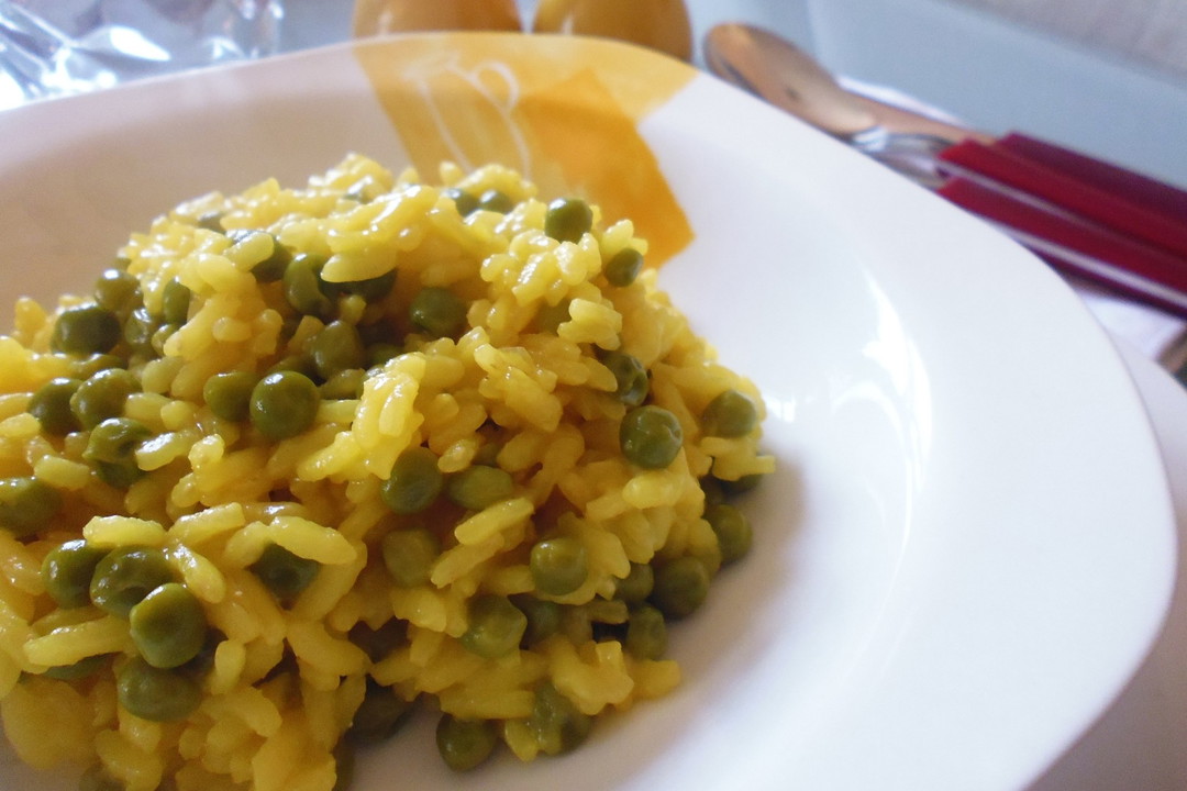 Risotto giallo con piselli - Fidelity Cucina