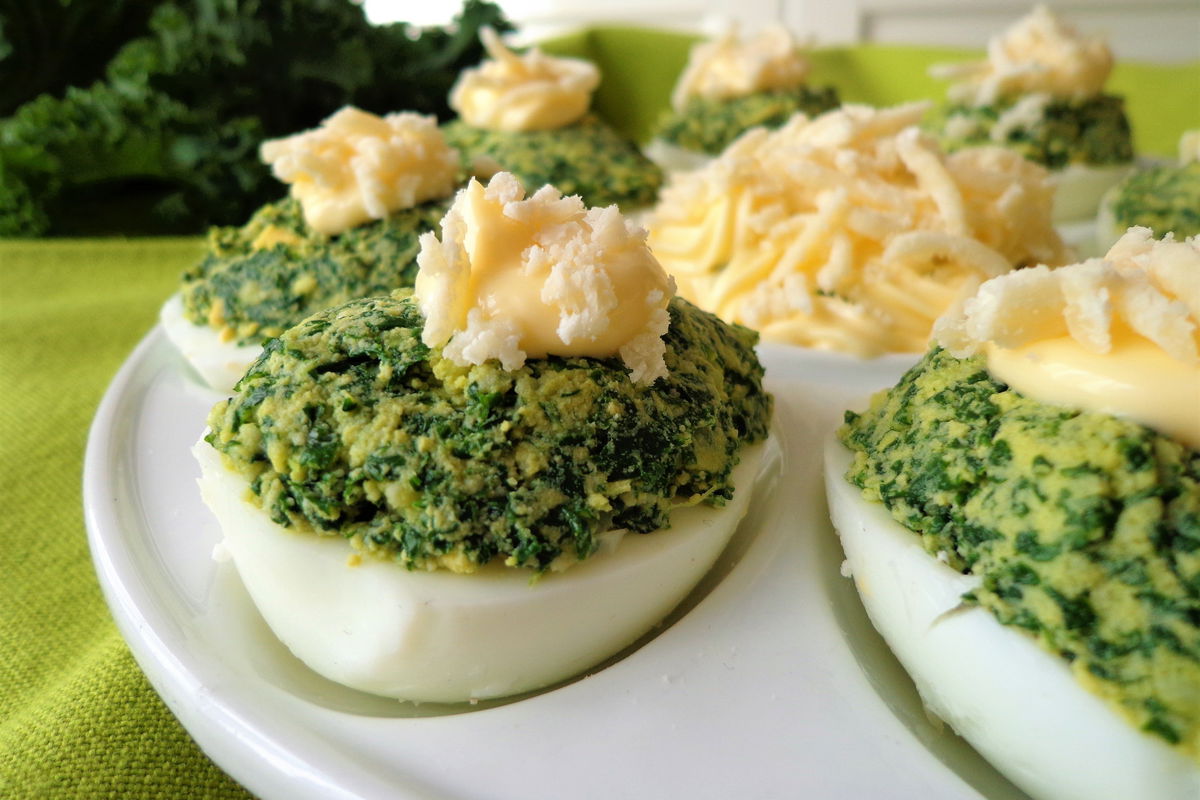 Uova ripiene con cavolo riccio - Fidelity Cucina