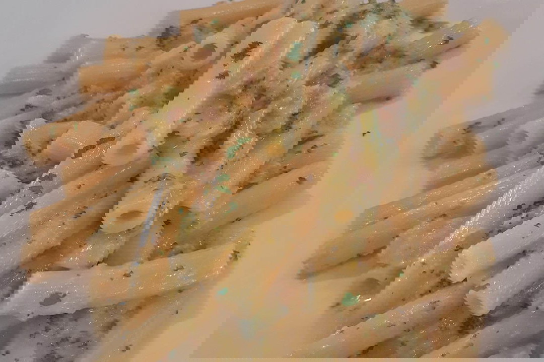 Sedanini con crema di broccoli e salsiccia - Fidelity Cucina