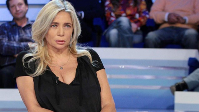 "Ed ora come faccio?" È la stessa Zia Mara a dare la notizia