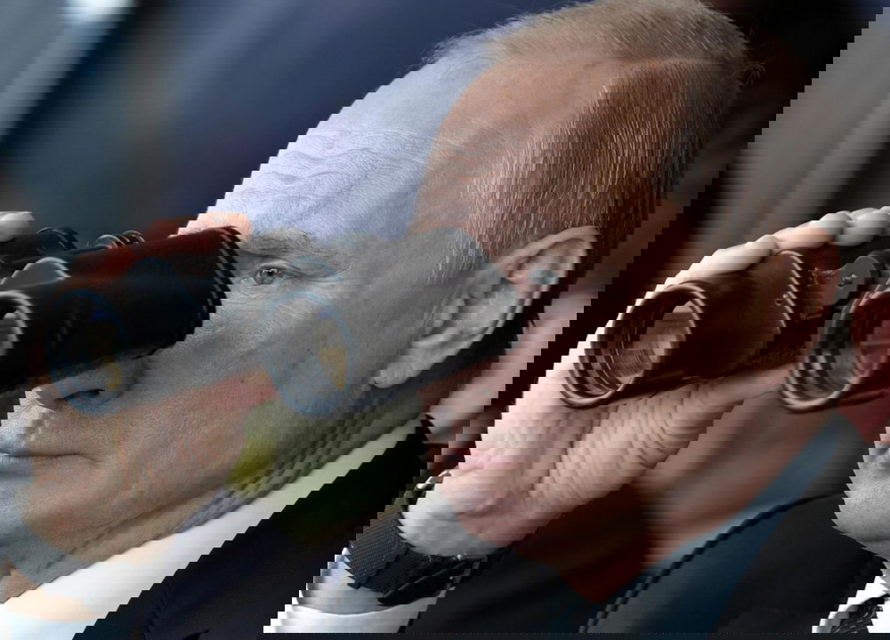 "Vladimir Putin è morto". Bomba al Cremlino degli 007, la notizia fa il ...