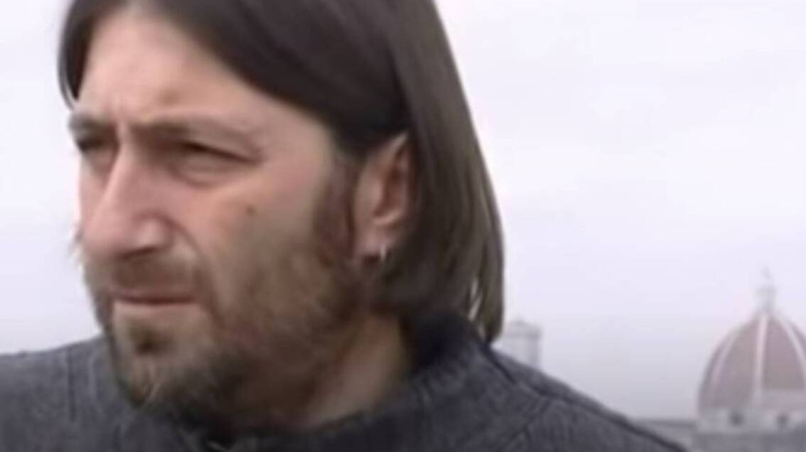 Il bomber italiano torna a fare il muratore: "Ne sono orgoglioso"