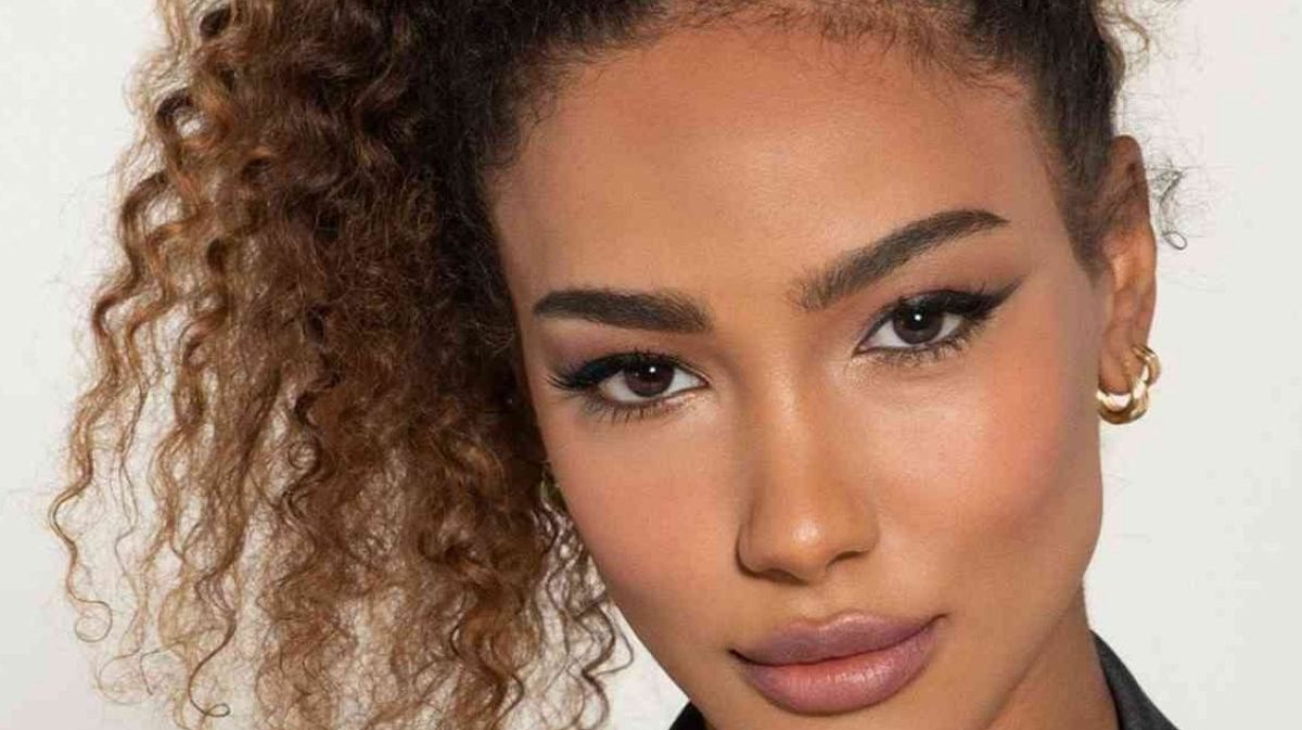 Grande Fratello, ecco com'era Samira Lui prima dei ritocchini: le foto