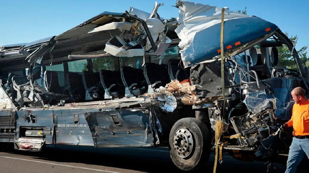 Scontro tra due autobus: i primi aggiornamenti Scontro tra due autobus: i primi aggiornamenti