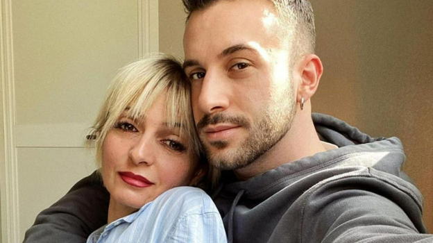 Veronica Peparini e Andreas Muller l'annuncio a pochi giorni dal parto