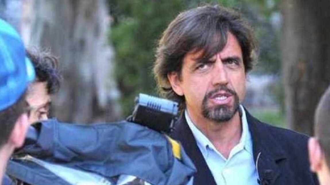 Valerio Staffelli, tapiro spaccato sulla sua testa